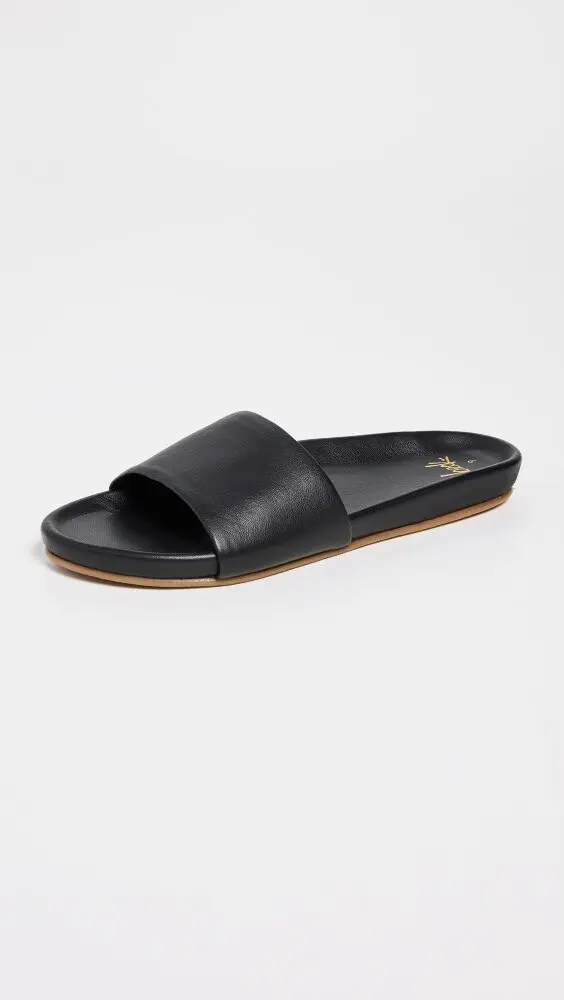 Beek Gallito Slides - Black