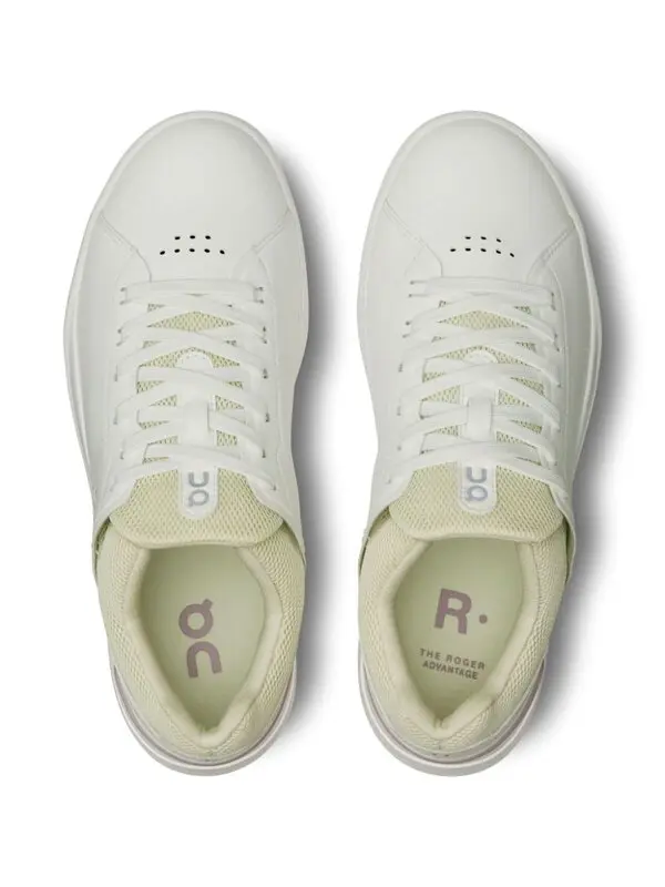 On The Roger Advantage Lace-up Sneakers - White