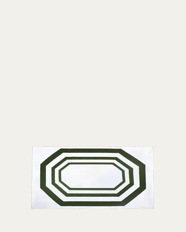 THE LINO Essential Tablecloth, 71" X 125 - Green