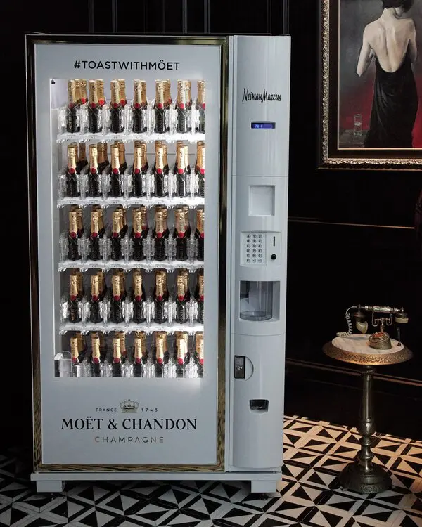 MOET & CHANDON Champagne Vending Machine - One-color