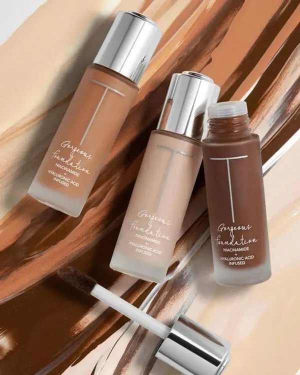 Trish Mcevoy Gorgeous Foundation, 1 Oz - Shade 14