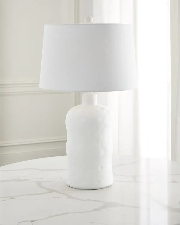 OLD WORLD DESIGN Sloane Smooth Lamp - White
