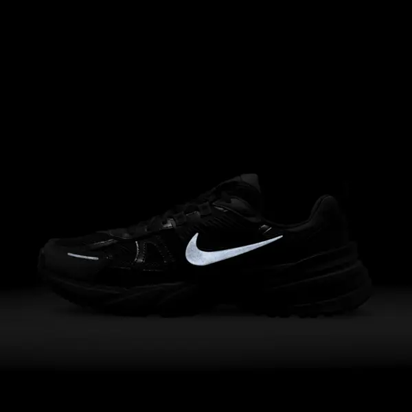 Nike V2k Run Shoes