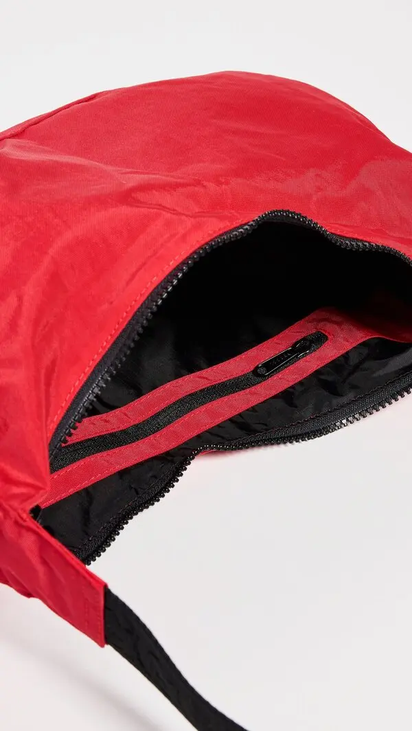 Baggu Medium Nylon Crescent Bag