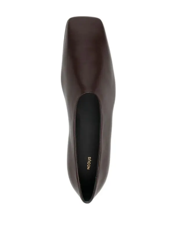 NEOUS Atlas Leather Pumps - Brown