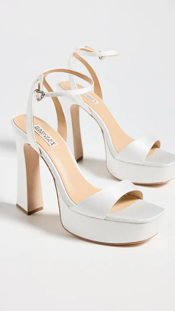 Badgley Mischka Caia Platform Pumps