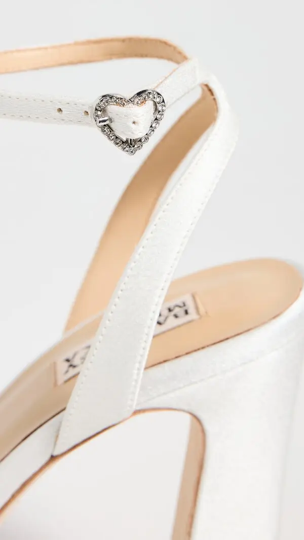 Badgley Mischka Caia Platform Pumps