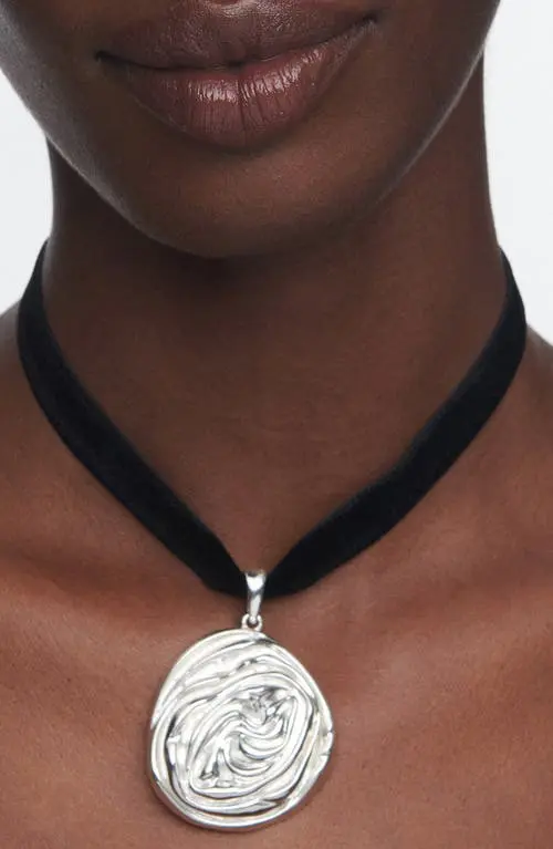 STERLING KING Rosette Pendant Necklace - Silver