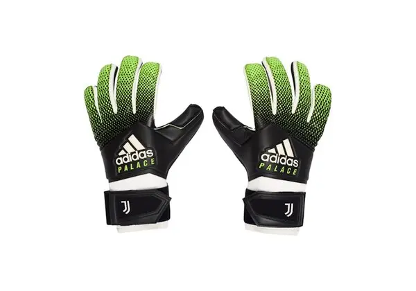 PALACE Adidas Juventus Goalkeeper Gloves - Solar Green/black