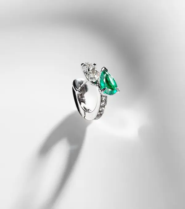 REPOSSI Serti Sur Vide 18kt White Gold Single Earring With Diamonds And Emerald