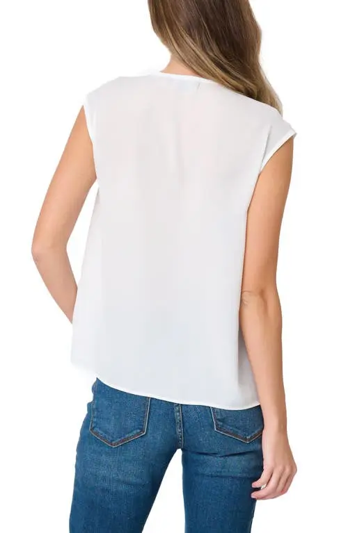 GIBSONLOOK V-neck Sleeveless Top
