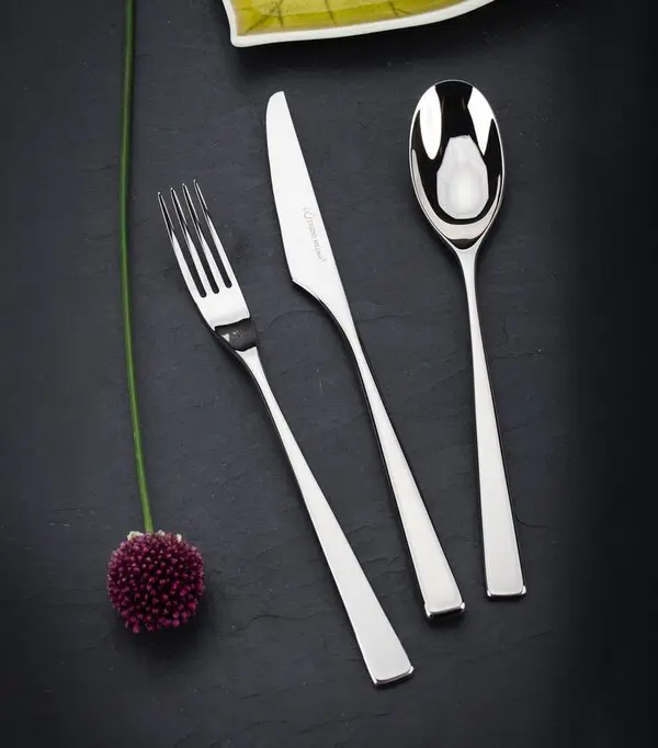 STUDIO WILLIAM Tilia Mirror 24-piece Cutlery Set