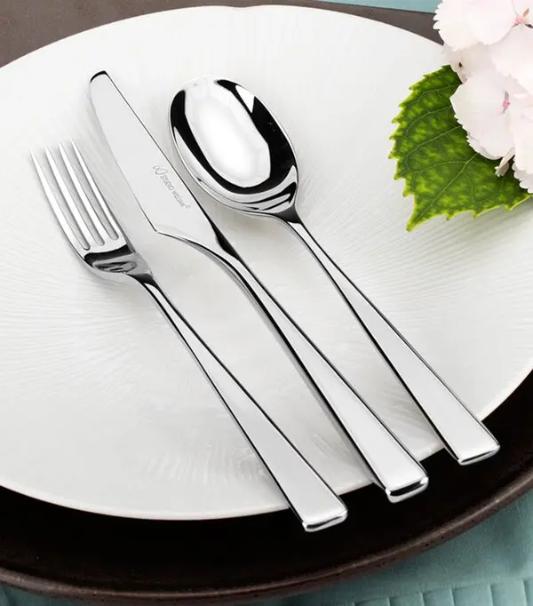 STUDIO WILLIAM Tilia Mirror 24-piece Cutlery Set