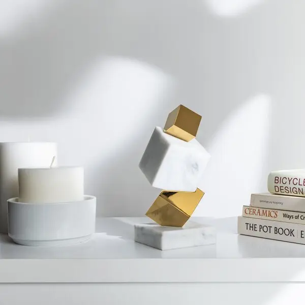 ANNA NEW YORK Torre Objet D'art