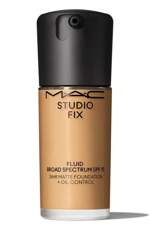 MAC COSMETICS Studio Fix Fluid Spf 15 24hr Matte Foundation + Oil Control - Nc38