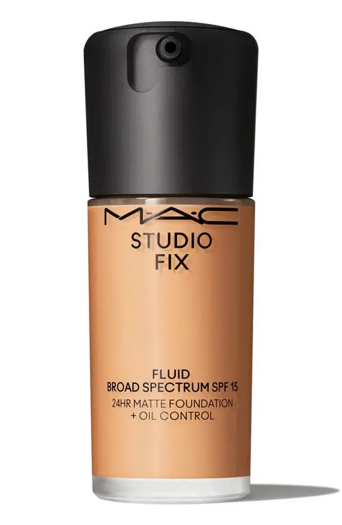 MAC COSMETICS Studio Fix Fluid Spf 15 24hr Matte Foundation + Oil Control - Nc40