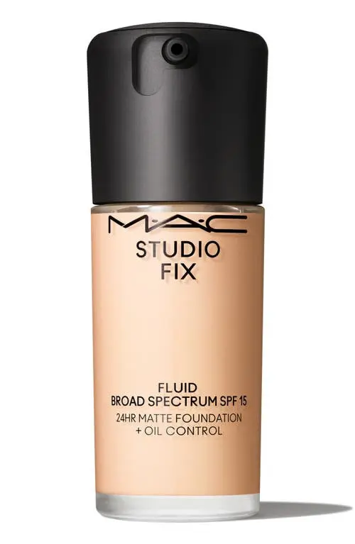 MAC COSMETICS Studio Fix Fluid Spf 15 24hr Matte Foundation + Oil Control - Nw15