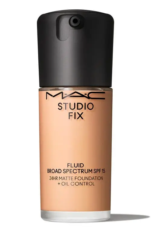 MAC COSMETICS Studio Fix Fluid Spf 15 24hr Matte Foundation + Oil Control - Nw20