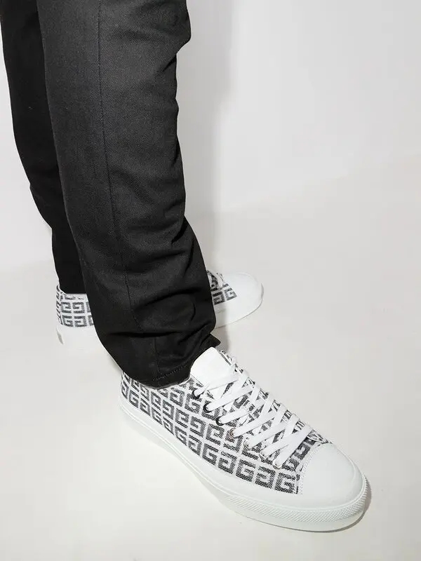 Givenchy City 4g-Monogram Low-Top Sneakers In White - 27% Off 