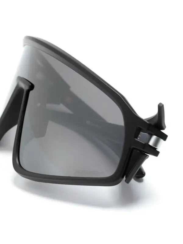Oakley Latch™ Panel Navigator-frame Sunglasses - Black