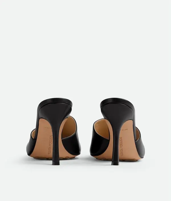 Bottega Veneta Stretch Mule - Black