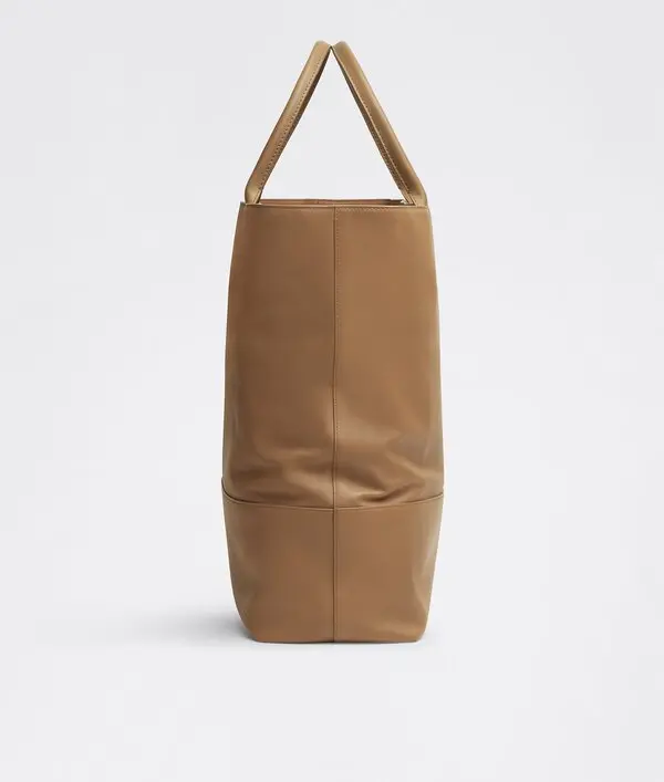 Bottega Veneta Maxi Intreccio Tote
