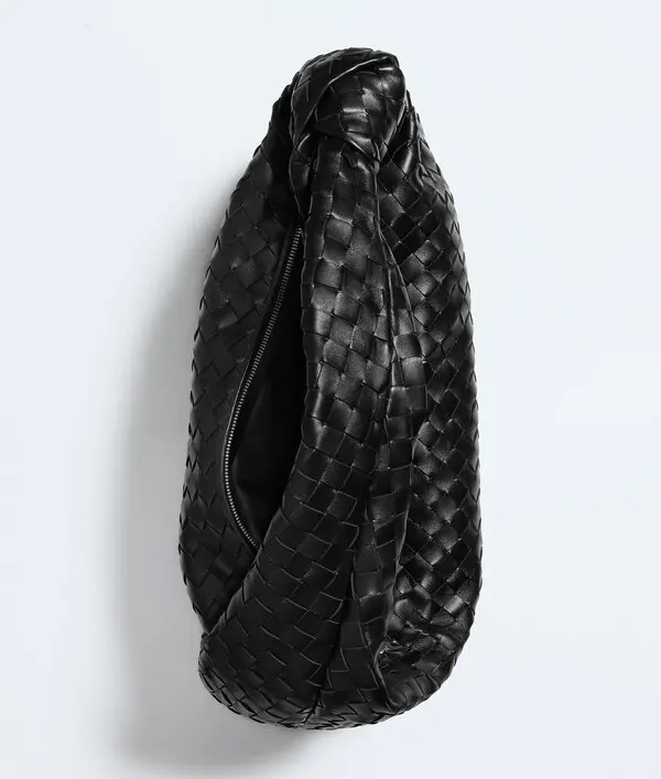 Bottega Veneta Medium Jodie Intrecciato Shoulder Bag - Nero