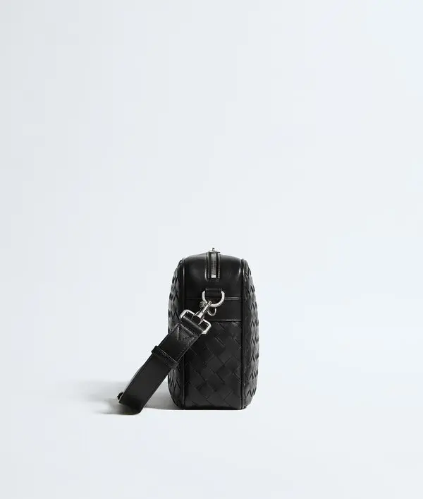 Bottega Veneta Intrecciato Camera Bag - Black