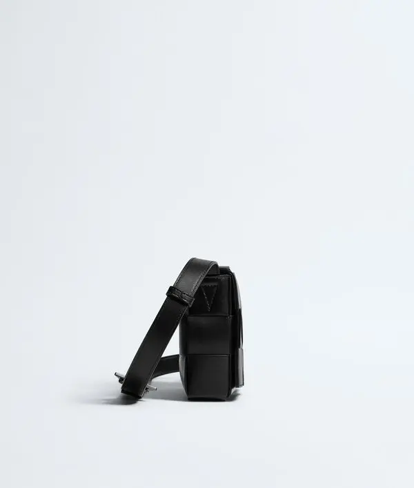 Bottega Veneta Cassette Crossbody Bag - Black