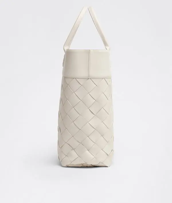Bottega Veneta Maxi Intreccio Tote