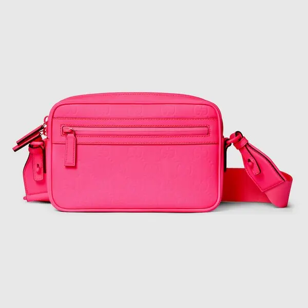 Gucci Gg Rubber-Effect Leather Crossbody Bag Pink Editorialist