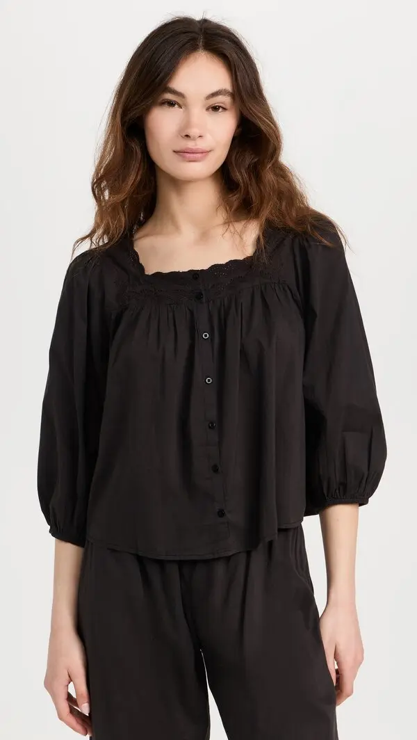 The Great. The Eyelet Button Sleep Top - Black