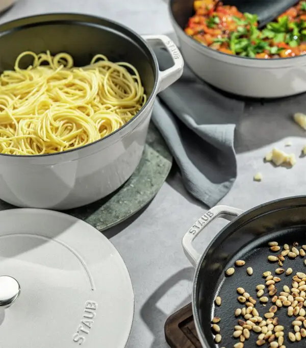 STAUB 3-piece Round Stackable Cocotte Set