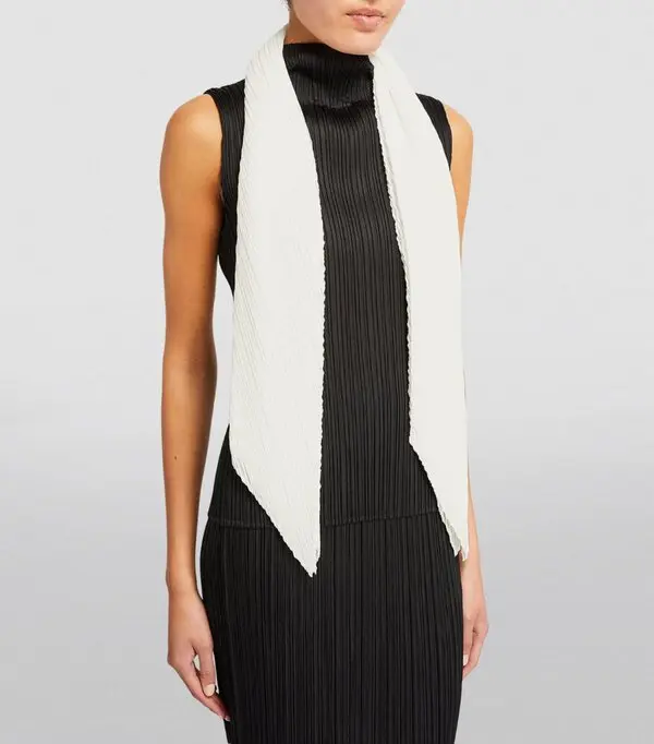 Issey Miyake Pleated Basics Scarf - White | Editorialist