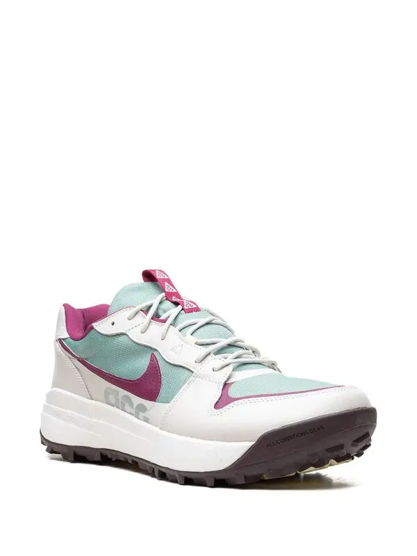 Nike Lowcate Lace-up Sneakers - Green