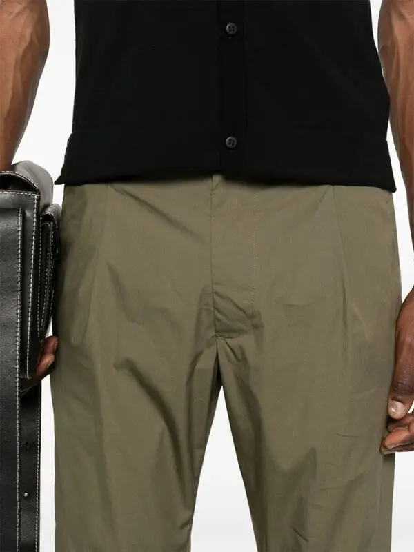 LOW BRAND Poplin Pleated Tapered Trousers - Green