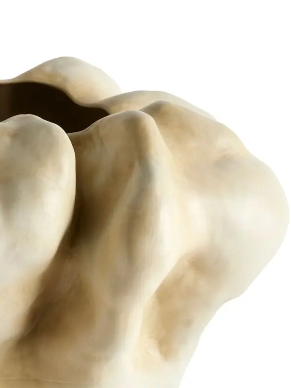 L'Objet Short Timna Porcelain Vase - Neutrals