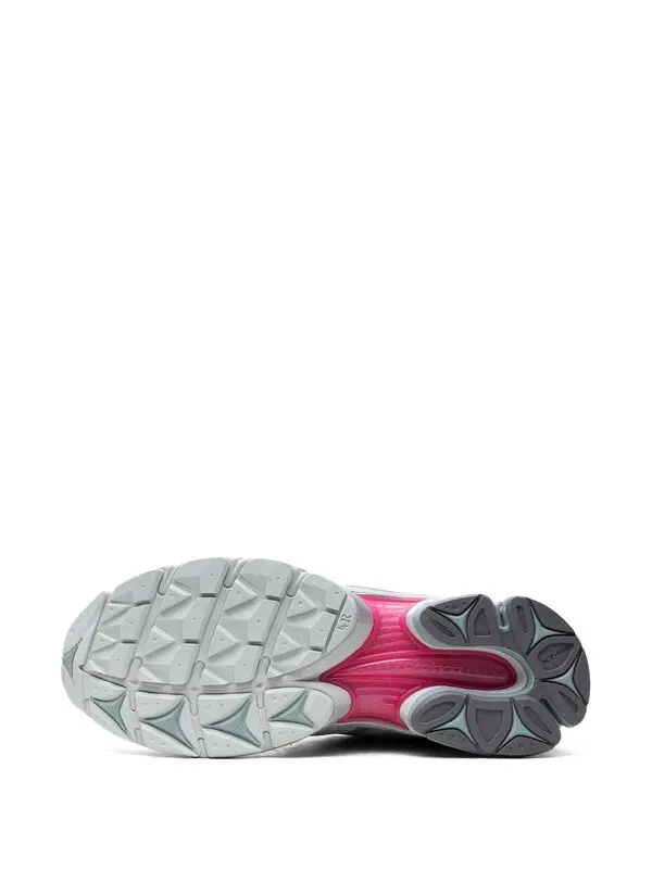 Saucony Progrid Triumph 4 Ice Sneakers - Grey