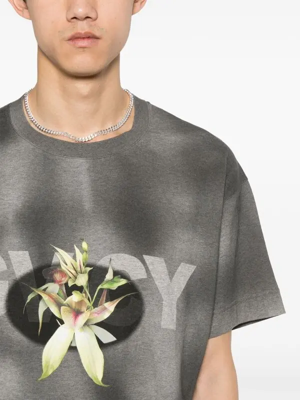 Givenchy Logo-print Faded T-shirt - Black