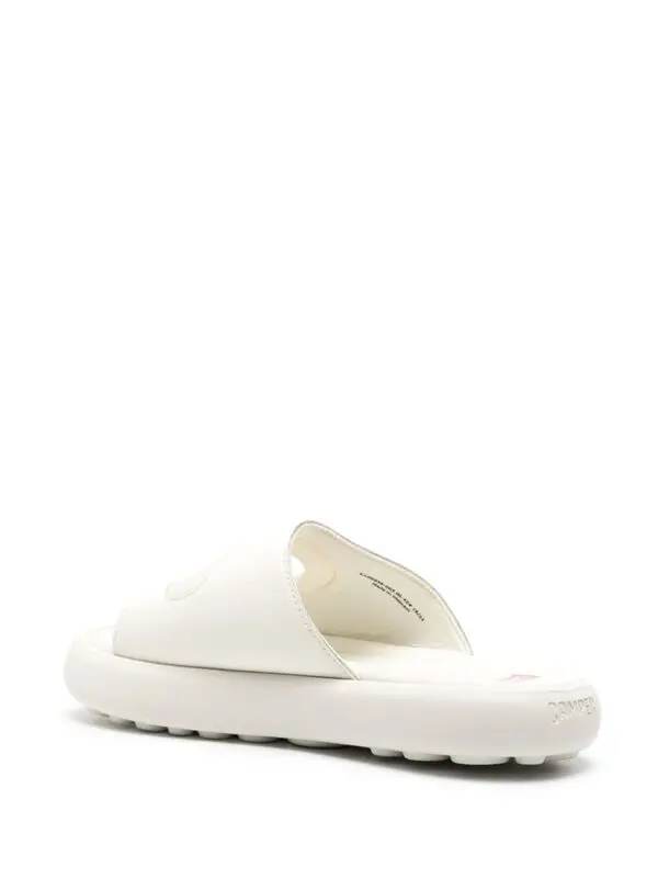 Camper Pelotas Flota Slides