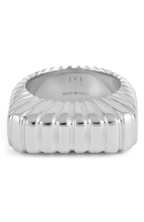 IVI LOS ANGELES Gaia Signet Ring - Silver