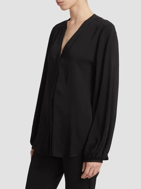 SAKS FIFTH AVENUE Cruise V-neck Blosue