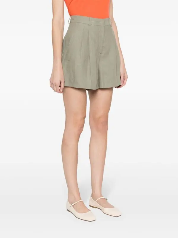 Kiton Pleated Linen Shorts