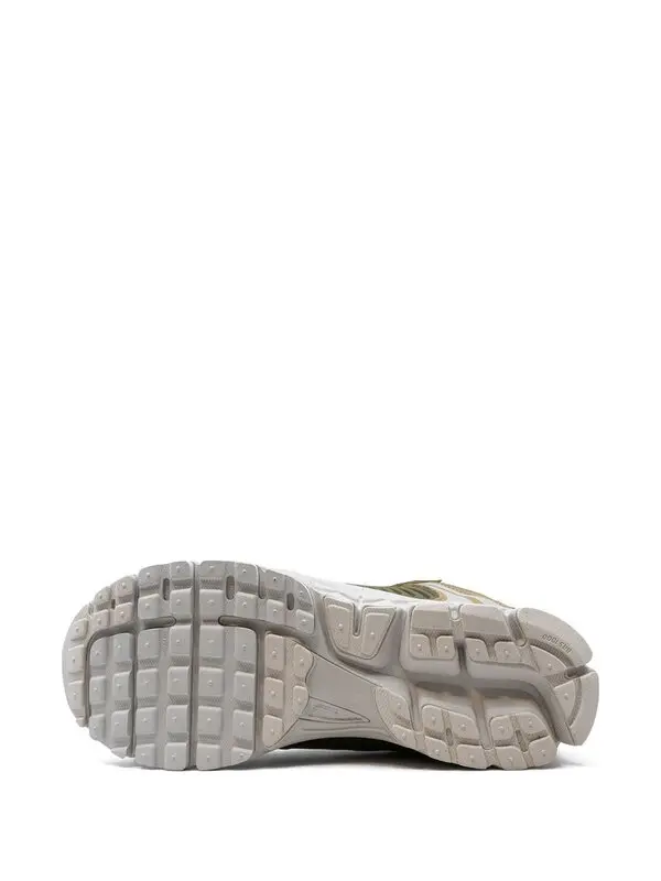 Nike Zoom Vomero 5 Sneakers - Green