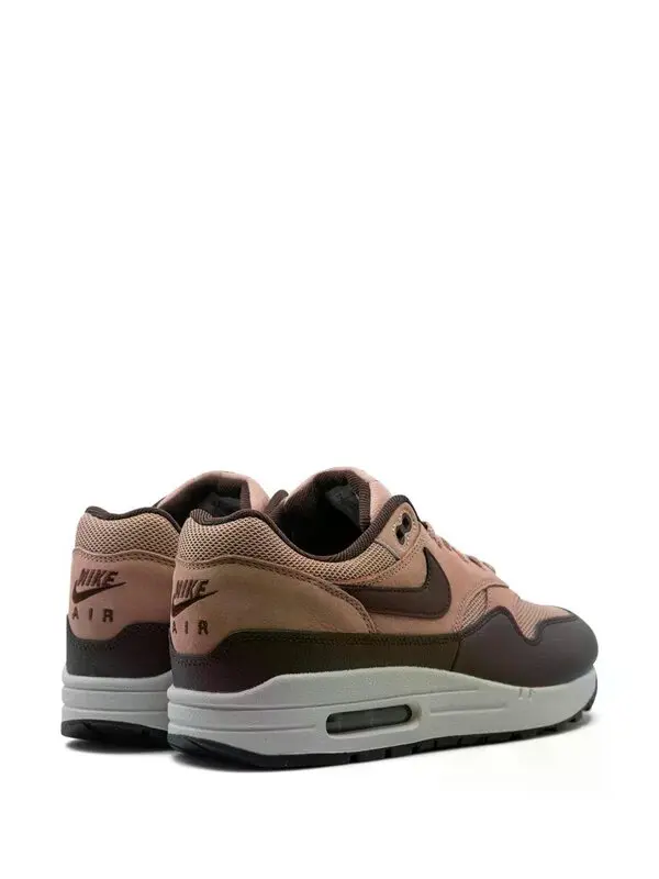 Nike Max 1 Sc Sneakers - Brown