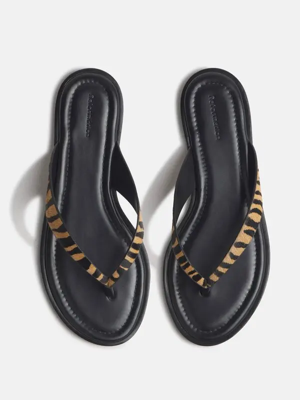 REFORMATION Jessie Thong Sandal - Rum Suede Shells
