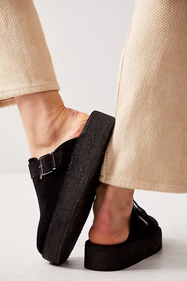 Clarks Trek Wedge Suede Mules