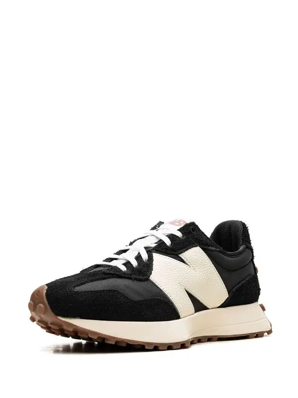 NEW BALANCE 327 Low-top Sneakers - Black