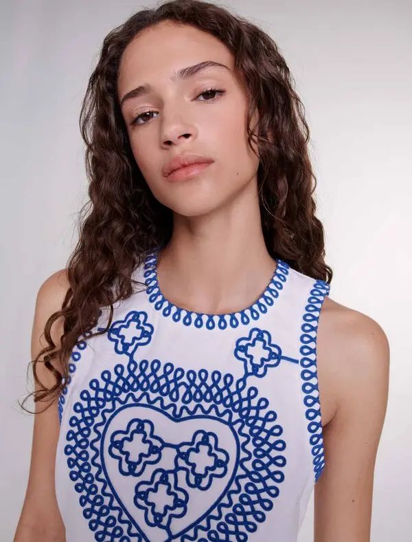 Maje Fitted Embroidered Dress In White/Blue - 30% Off