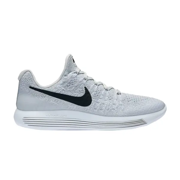 Nike Low Top Flyknit Sneakers - White
